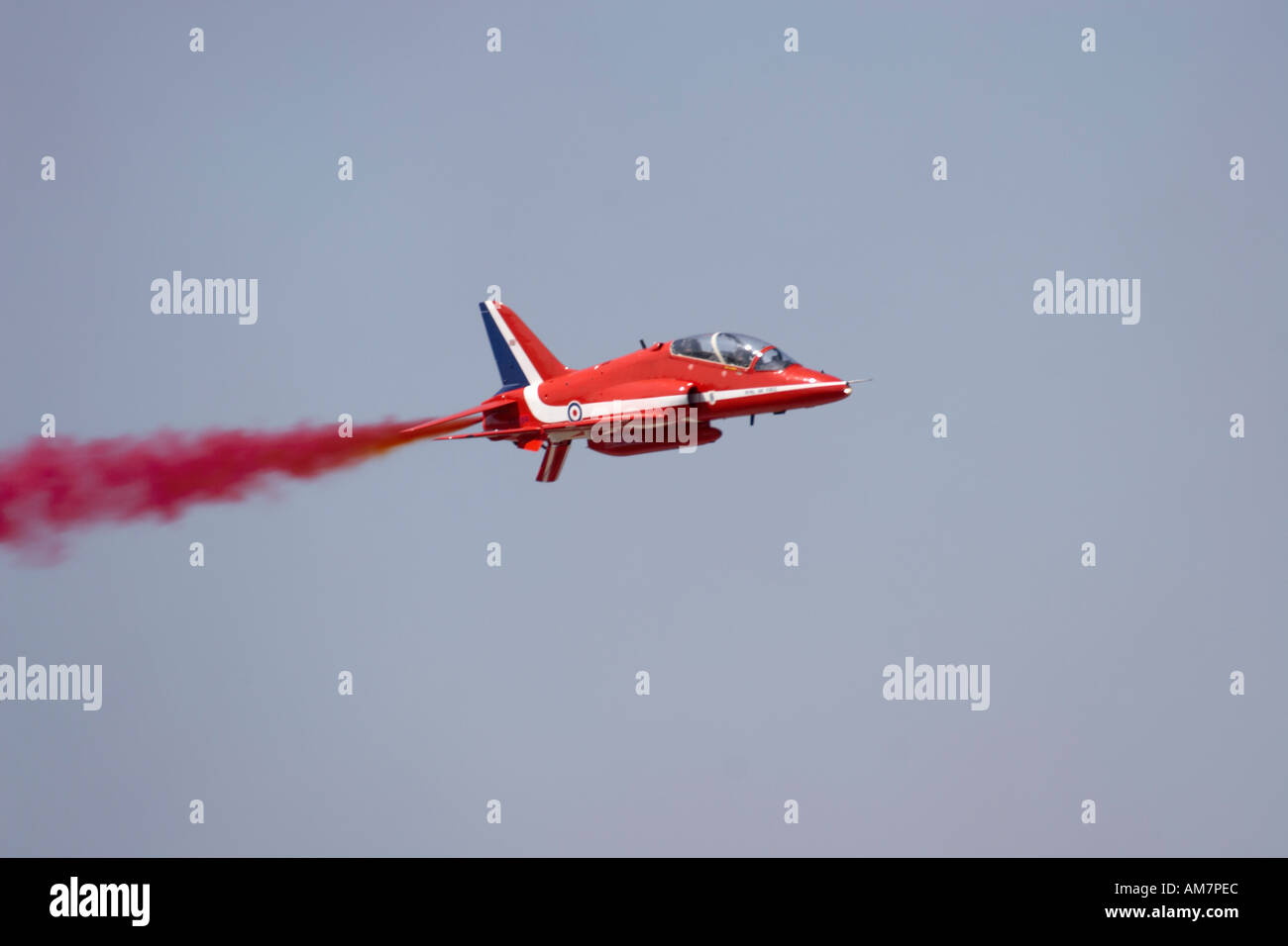 Red Arrows Formation Aerobatic Flying Team display aircraft aeroplanes ...