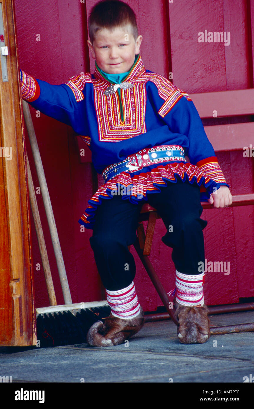 Norway children traditional hi-res stock photography and images - Alamy