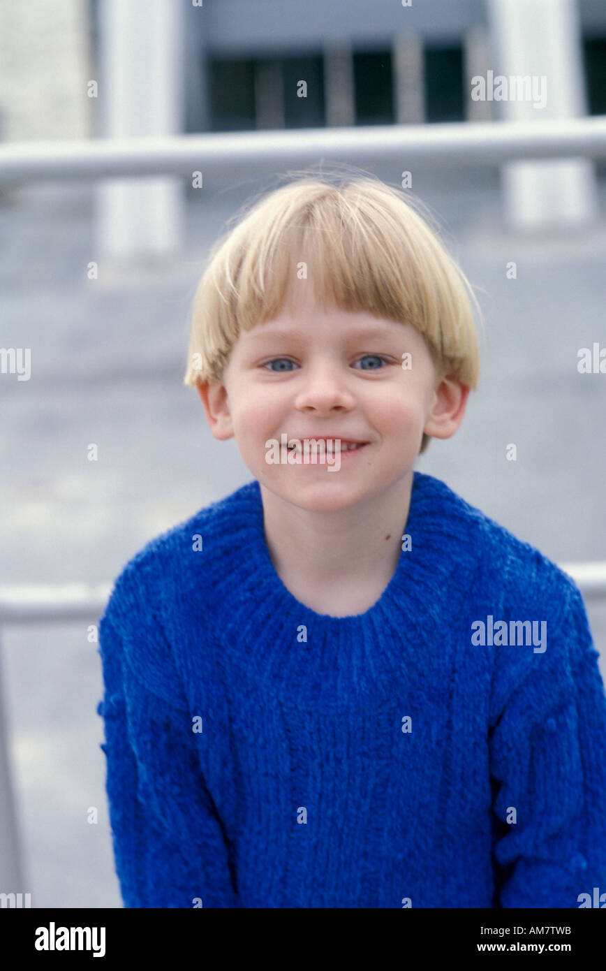 Boy (6, 7) smiling, portrait Stock Photo - Alamy