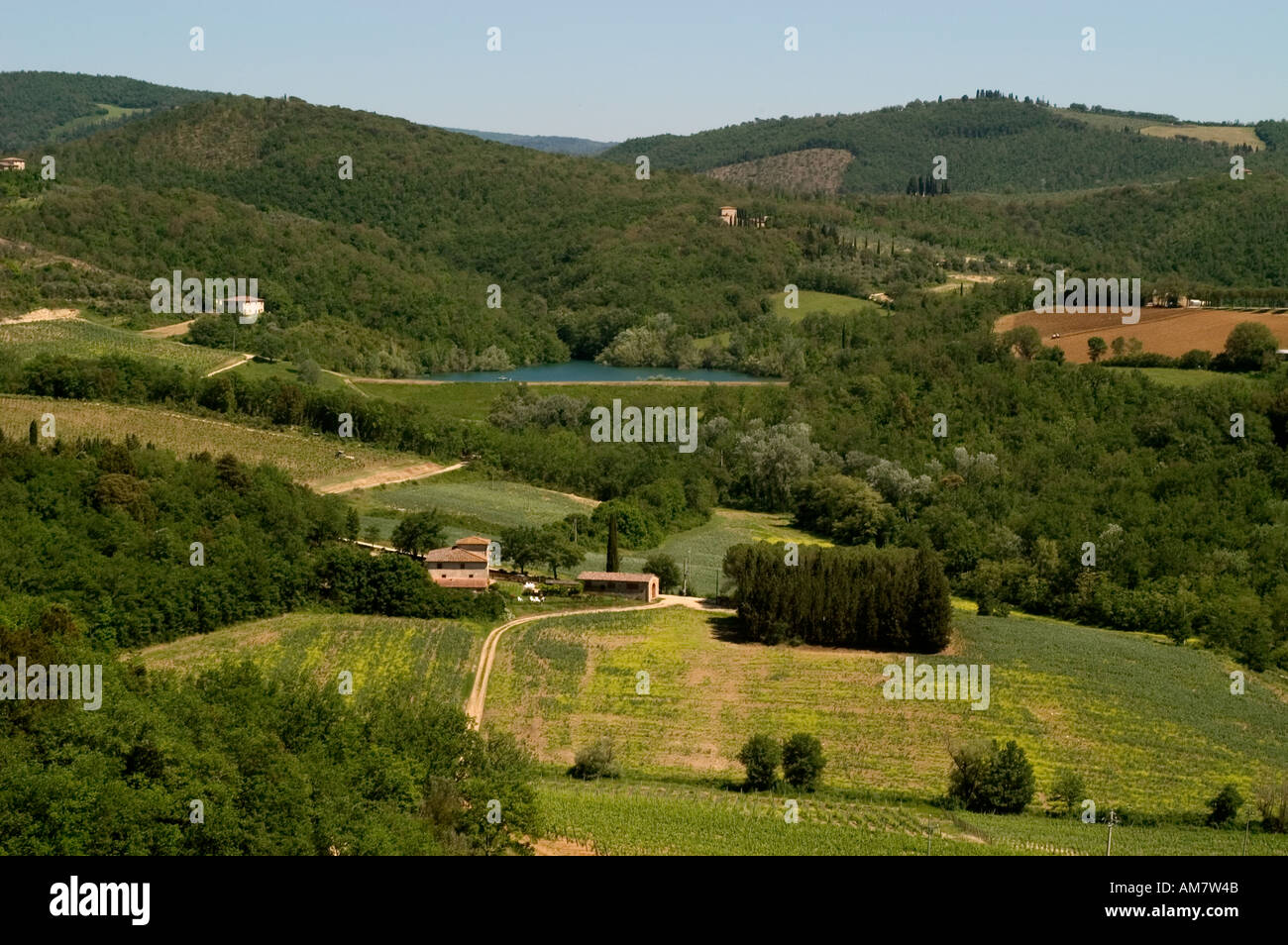 Farmer stores hi-res stock photography and images - Alamy