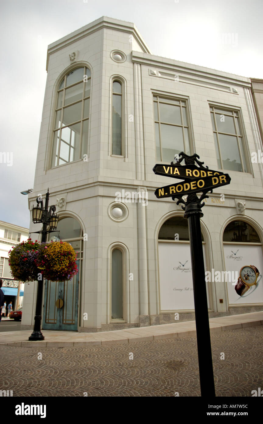 Famous intersection Via Rodeo and North Rodeo Drive heart of Beverly ...