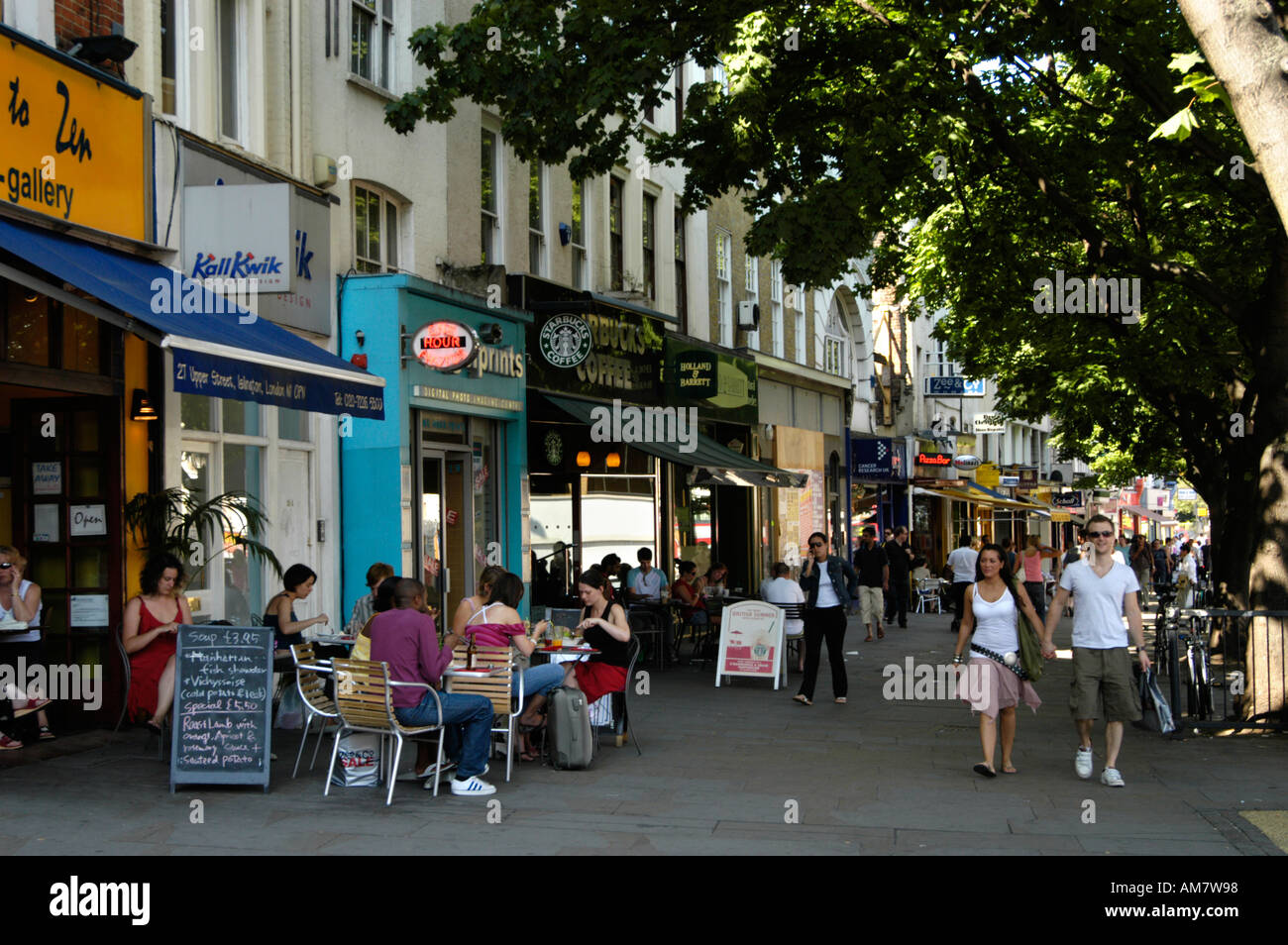 Upper street london hi-res stock photography and images - Alamy