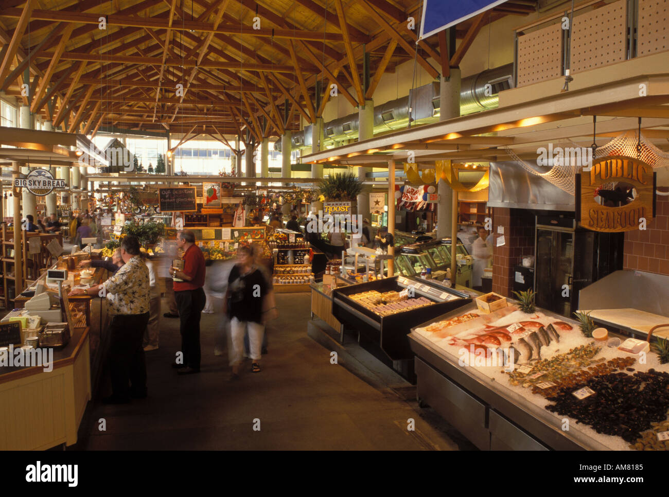 Fish market portland hi-res stock photography and images - Alamy