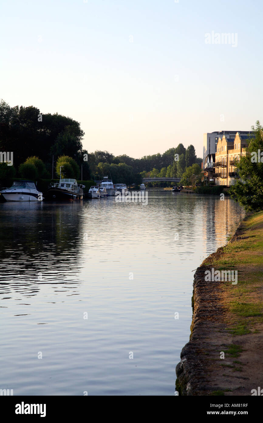 River Thames in central Reading from the Thames path between Caversham ...