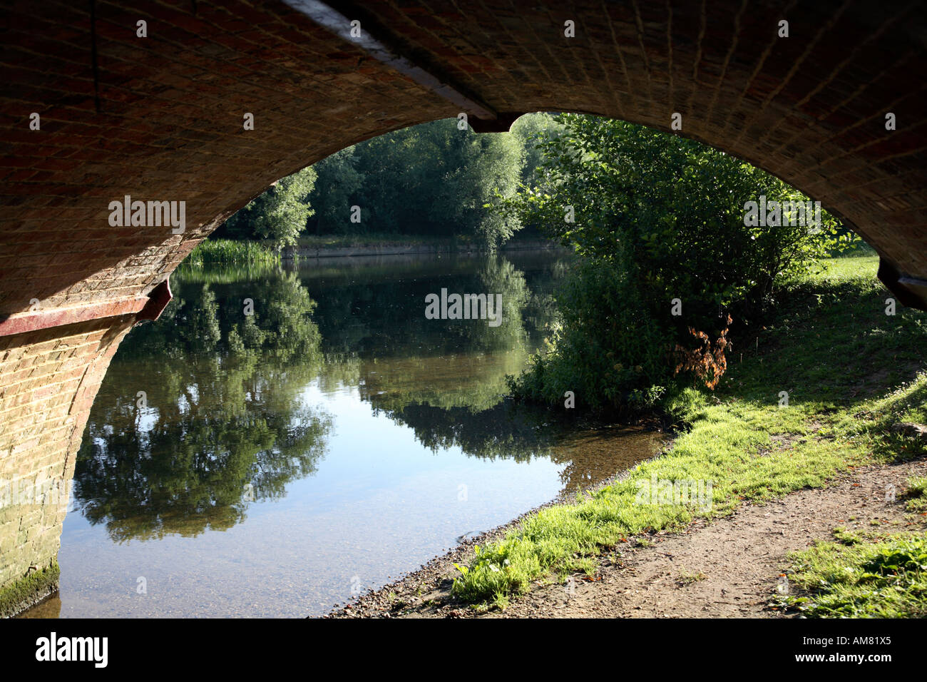 View of river Thames from beneath Sonning Bridge arch Stock Photo - Alamy