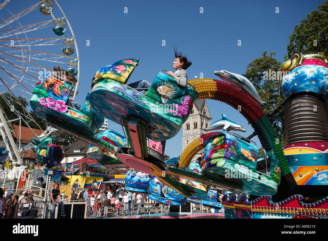 Octopus fairground ride hi-res stock photography and images - Alamy