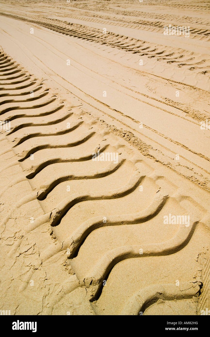 tyre marks in sand Stock Photo - Alamy