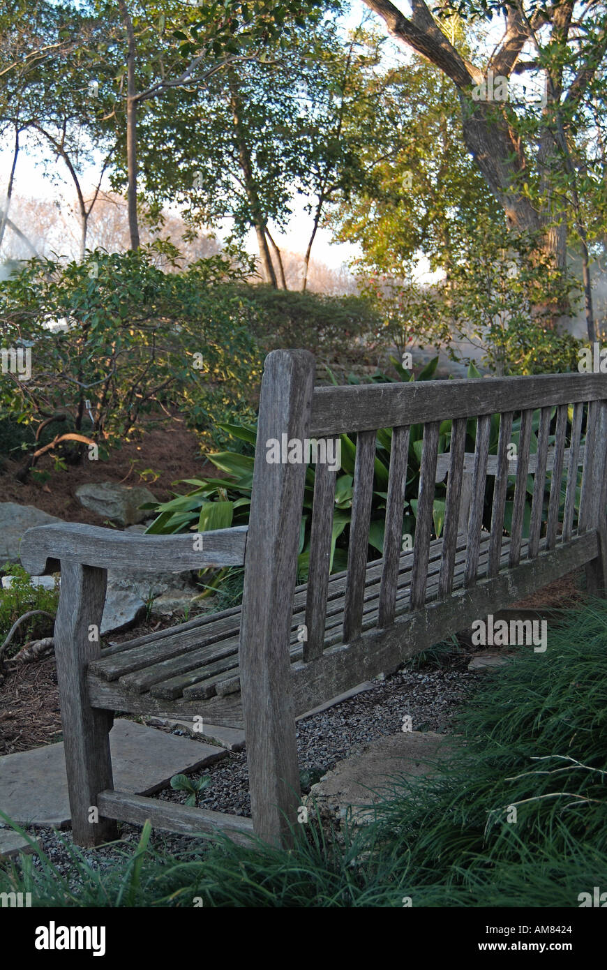 Wood bench in the Dallas Arboretum Stock Photo - Alamy