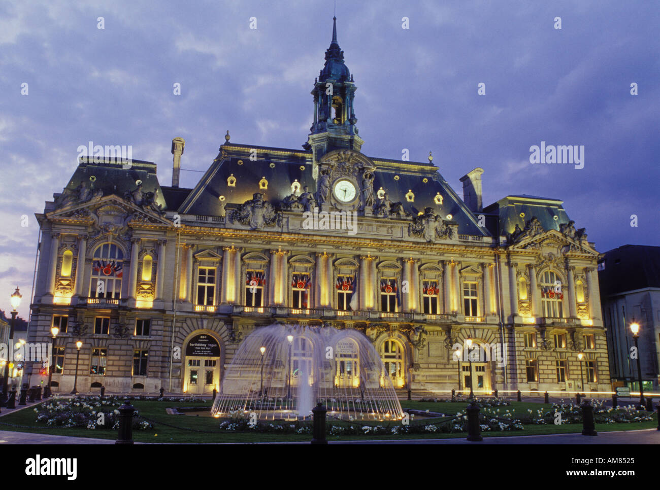 Historical photographs of tours france hi-res stock photography and ...