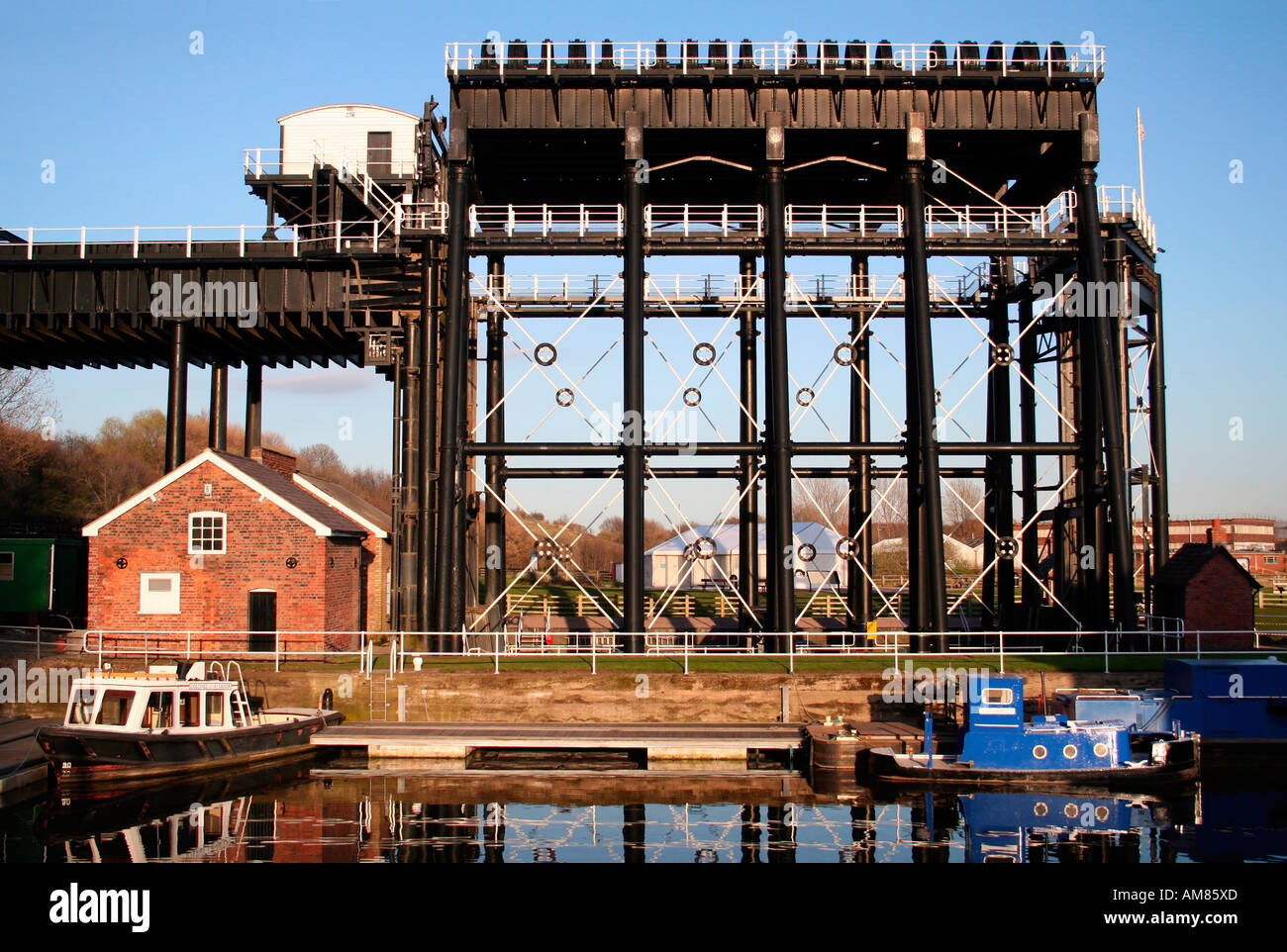 Barnton cheshire hi-res stock photography and images - Alamy