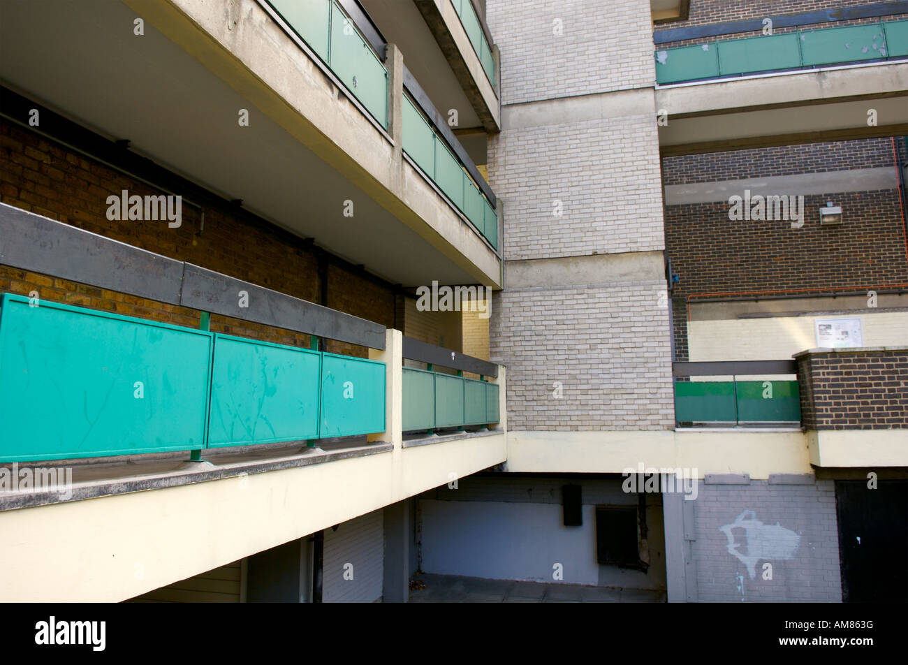 A tower block of flats/appartments in the East End of London Stock ...