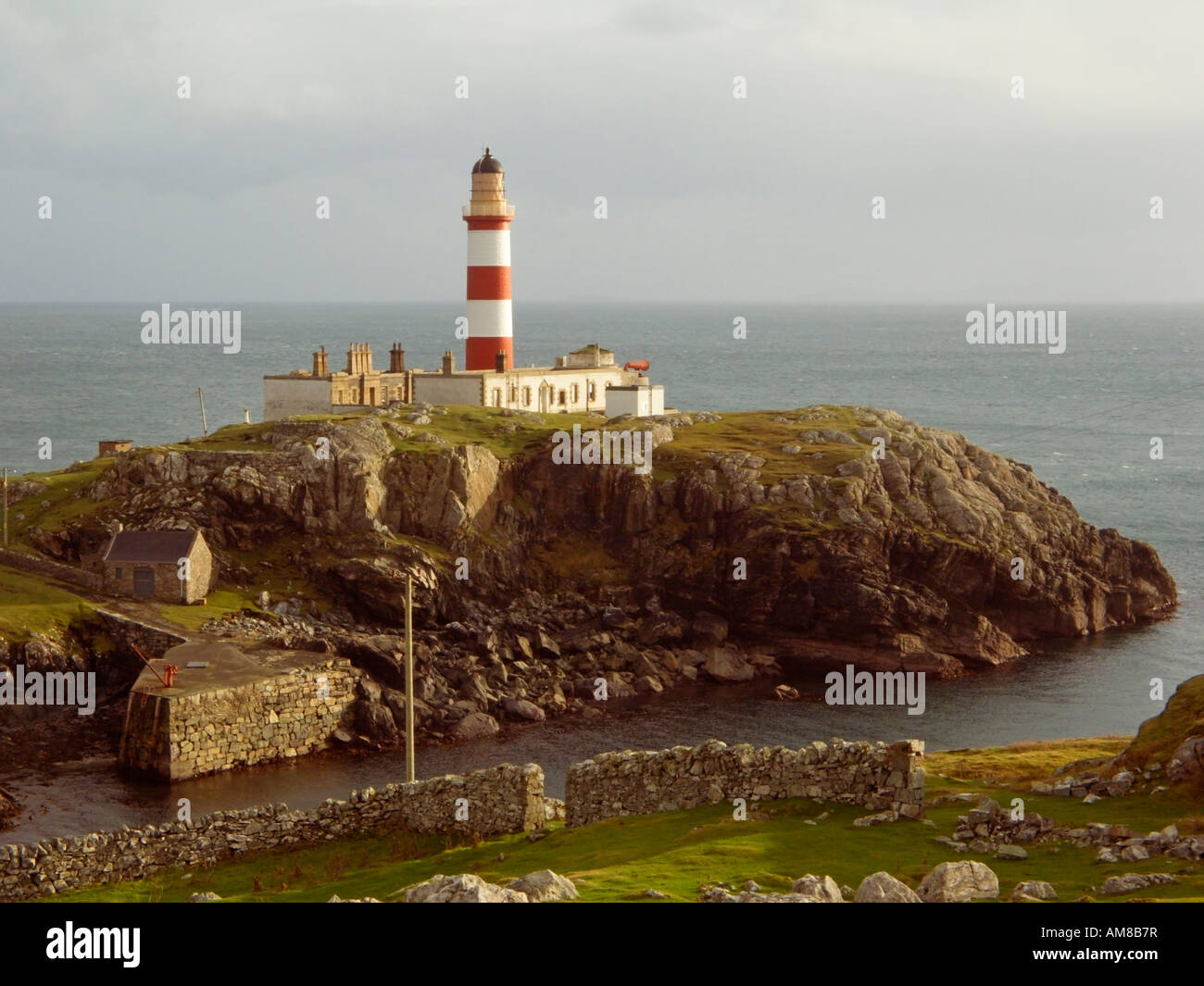 Scalpay Lighthouse High Resolution Stock Photography and Images - Alamy