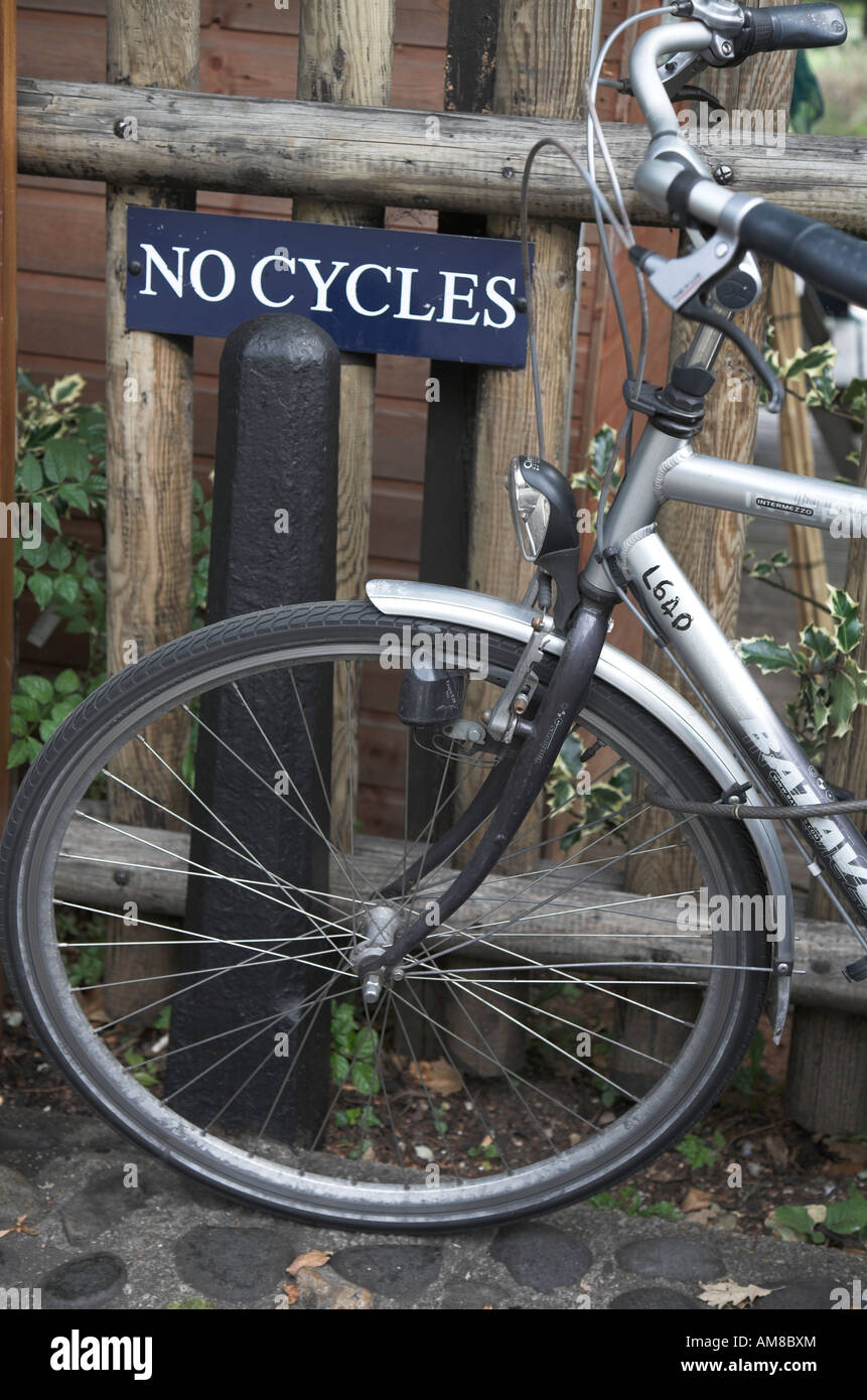 No cycles cambridge hi-res stock photography and images - Alamy
