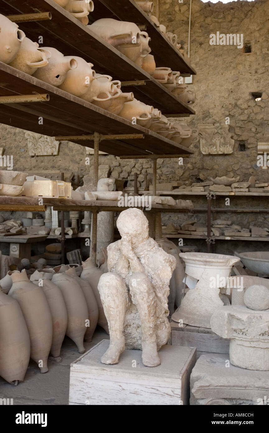 Plaster cast of victim at Pompeii Italy Stock Photo - Alamy