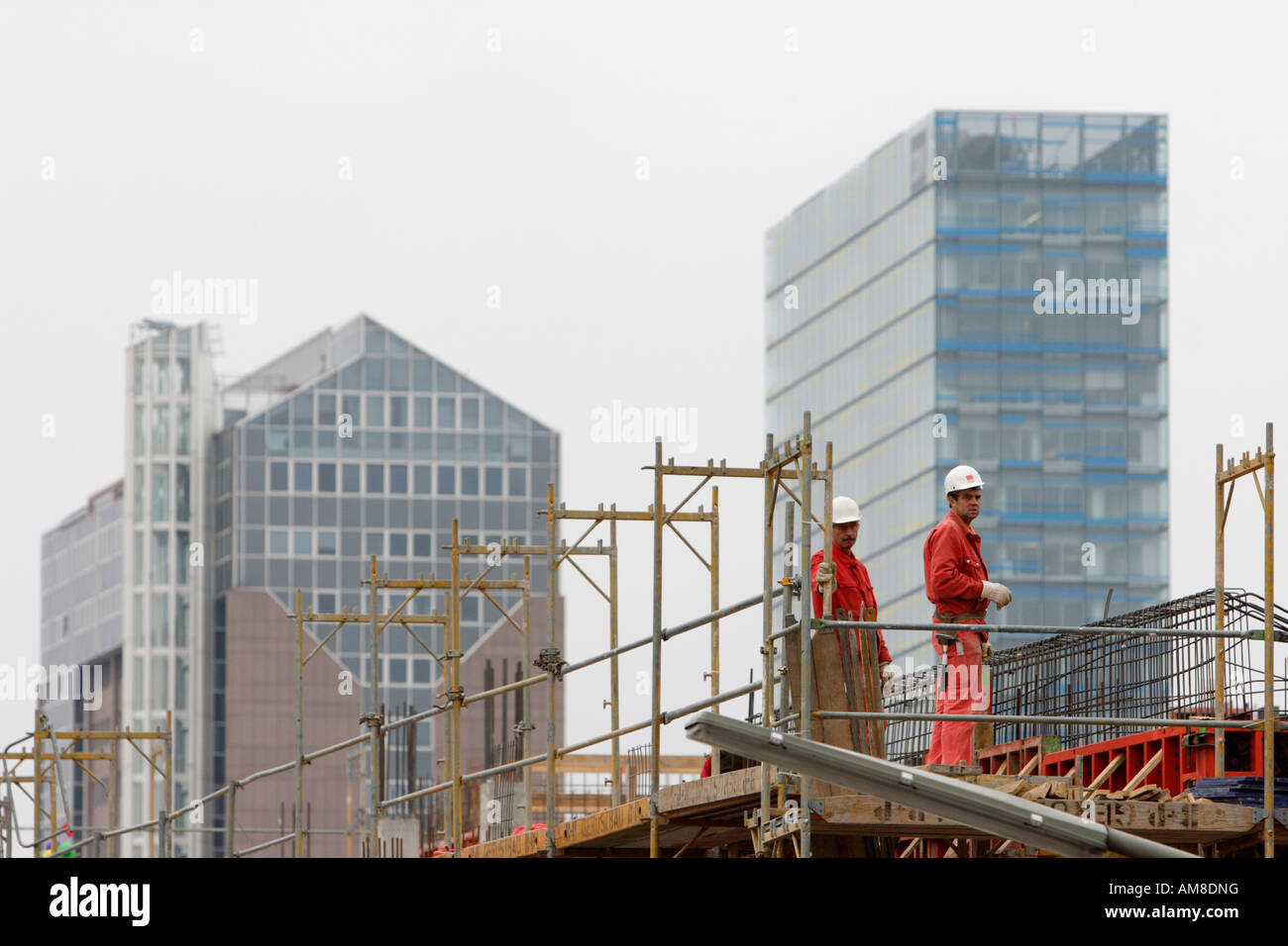 Office block construction germany hi-res stock photography and images ...
