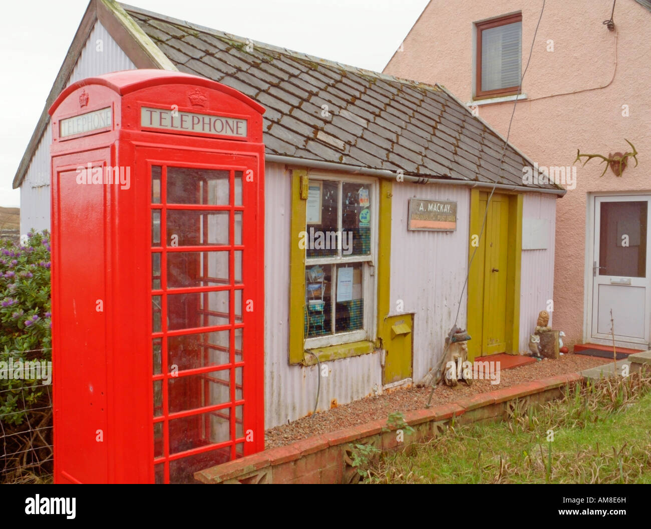 Small post office store hi-res stock photography and images - Alamy