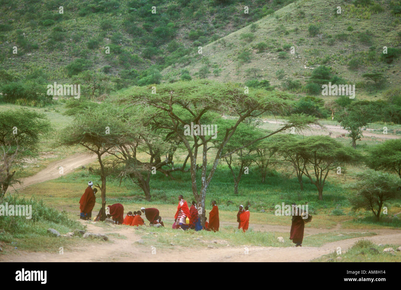 African village setting hi-res stock photography and images - Alamy