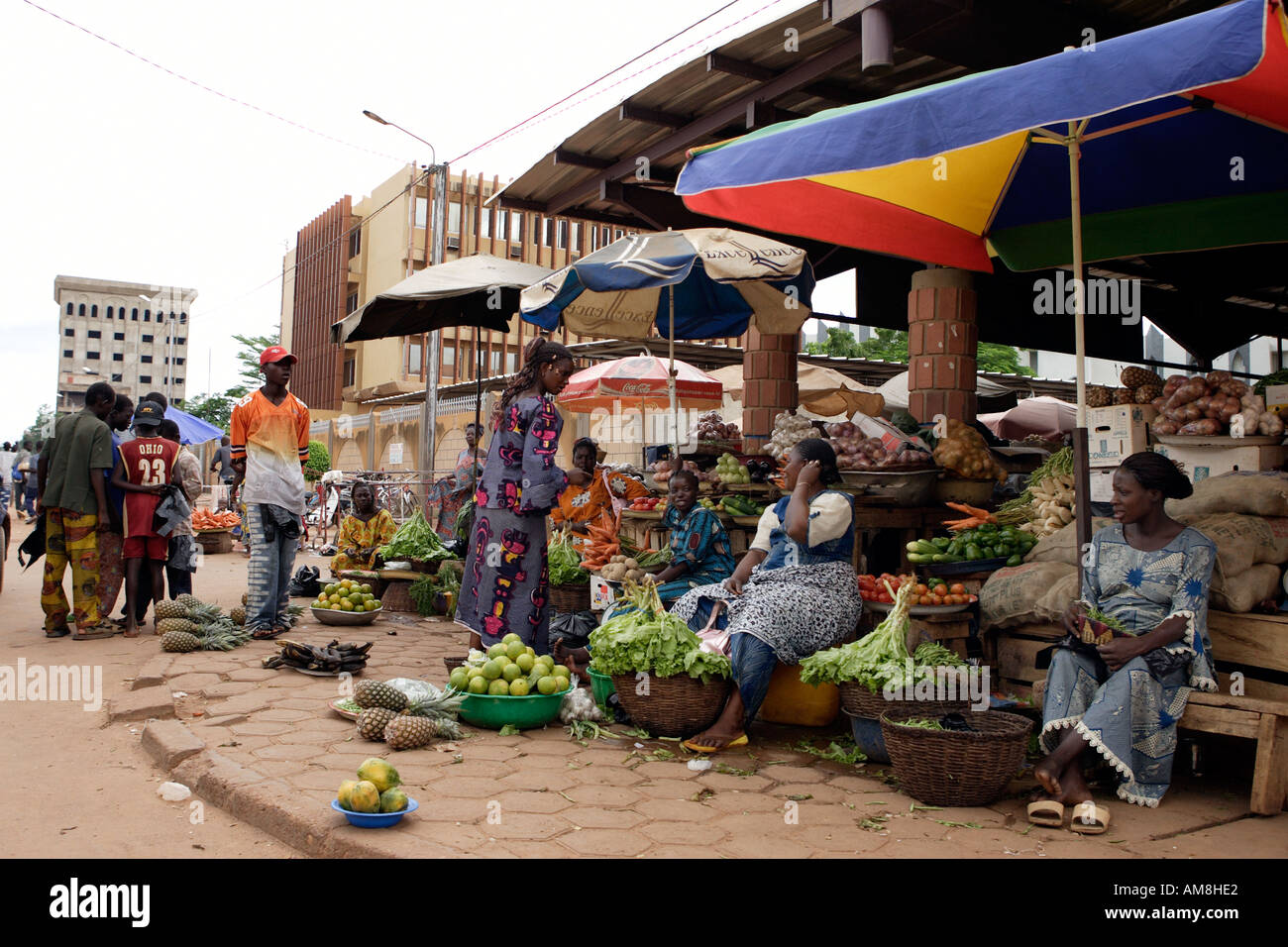In ouagadougou burkina faso women hi-res stock photography and images - Alamy