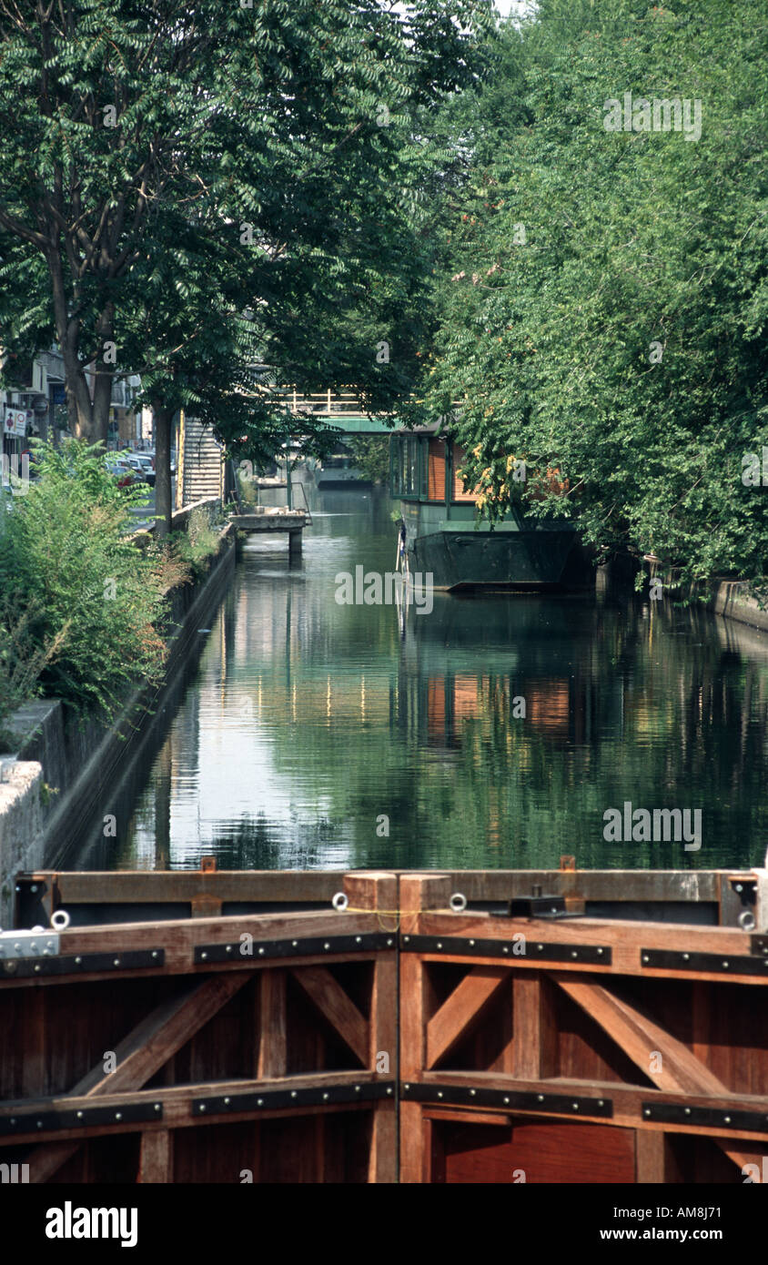 Pavese hi-res stock photography and images - Alamy