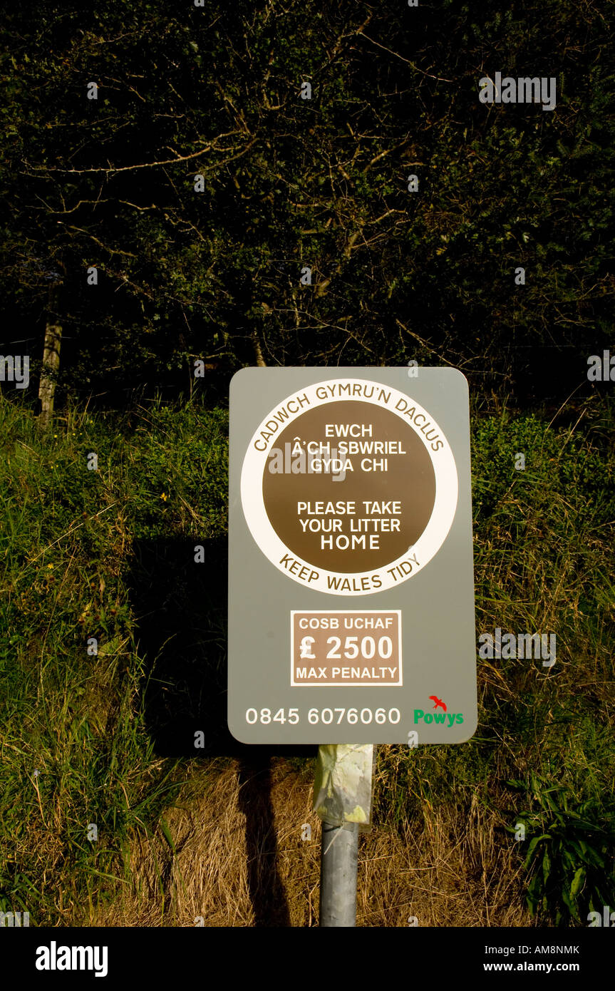 Roadside litter sign Powys Wales GB Stock Photo - Alamy