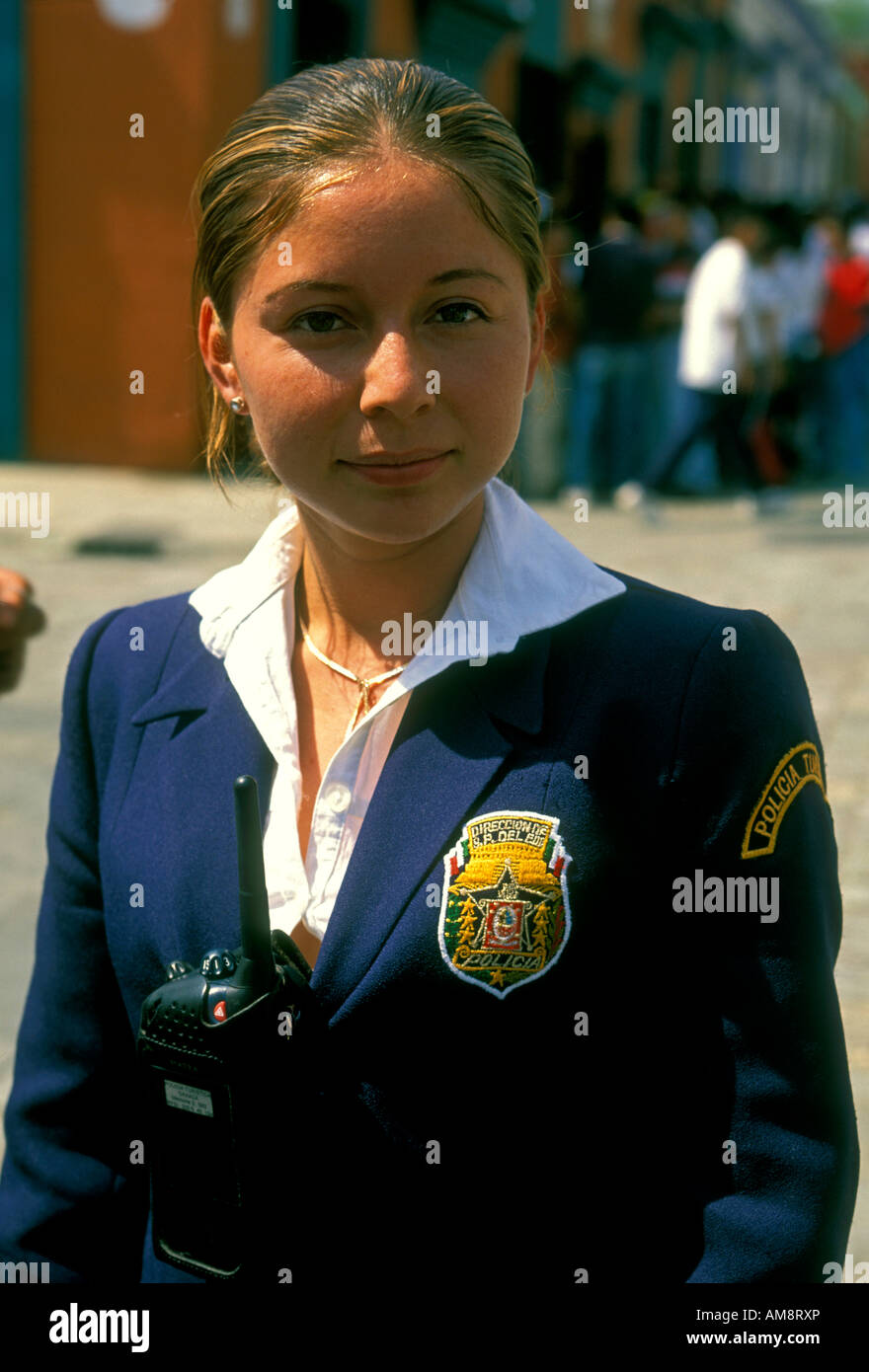 Latina female police officer hi-res stock photography and images - Alamy
