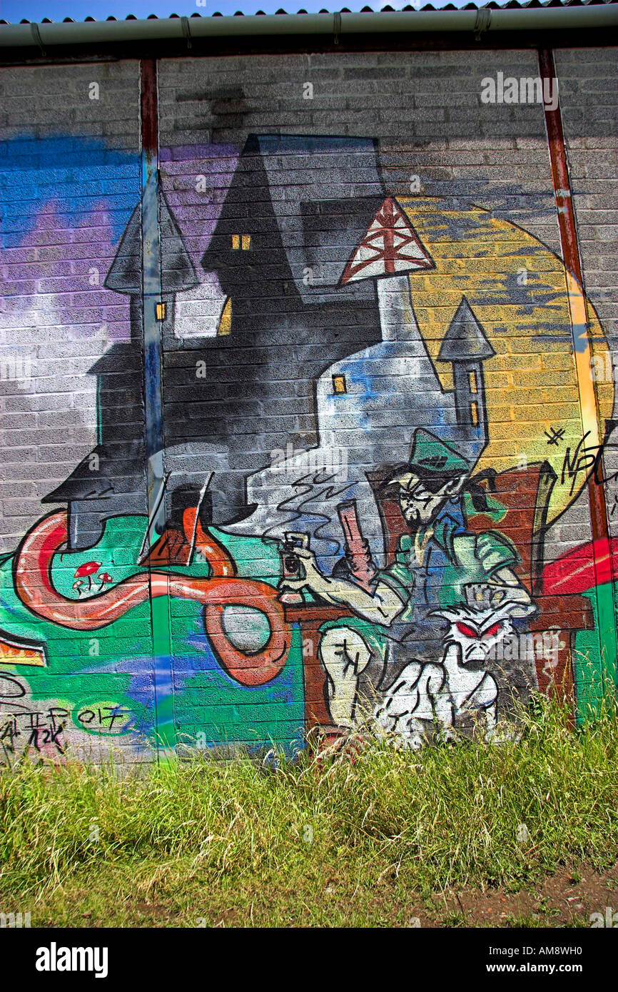 Welsh language graffiti hi-res stock photography and images - Alamy