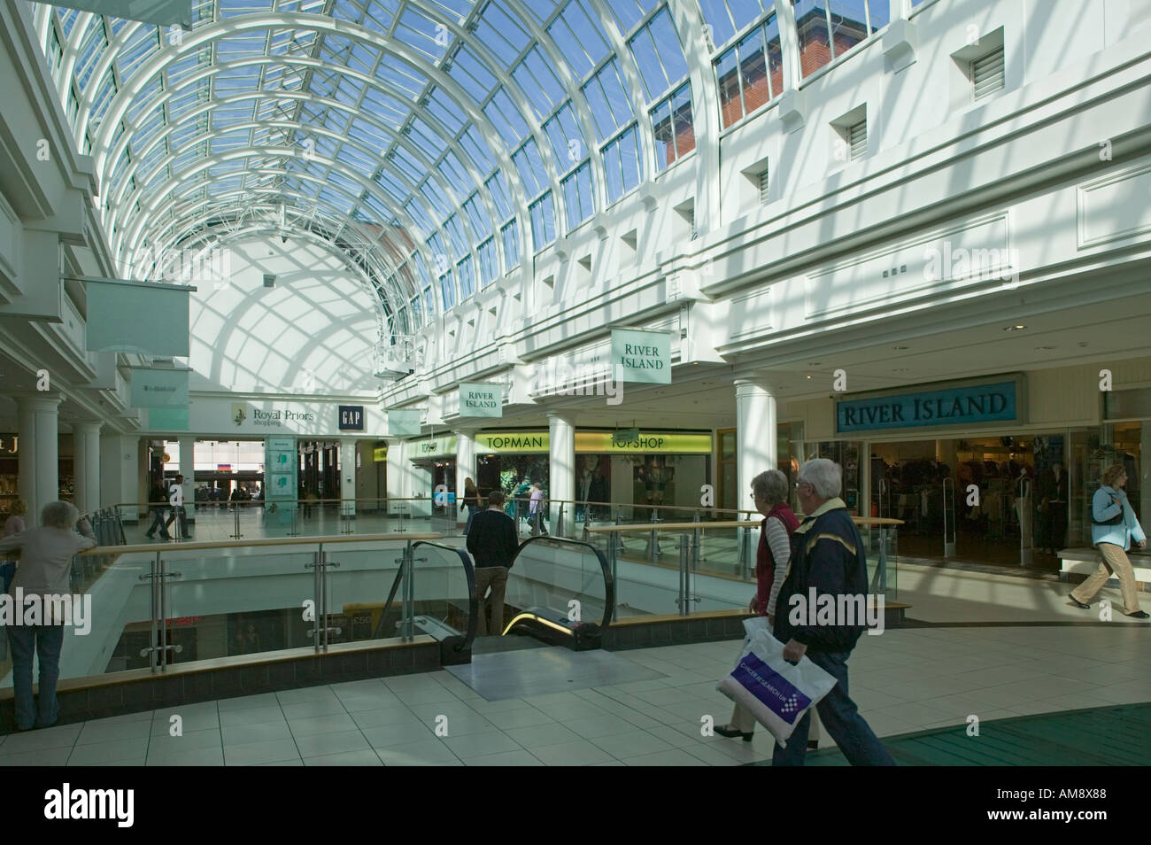Leamington Spa Shopping Mall Stock Photo - Alamy