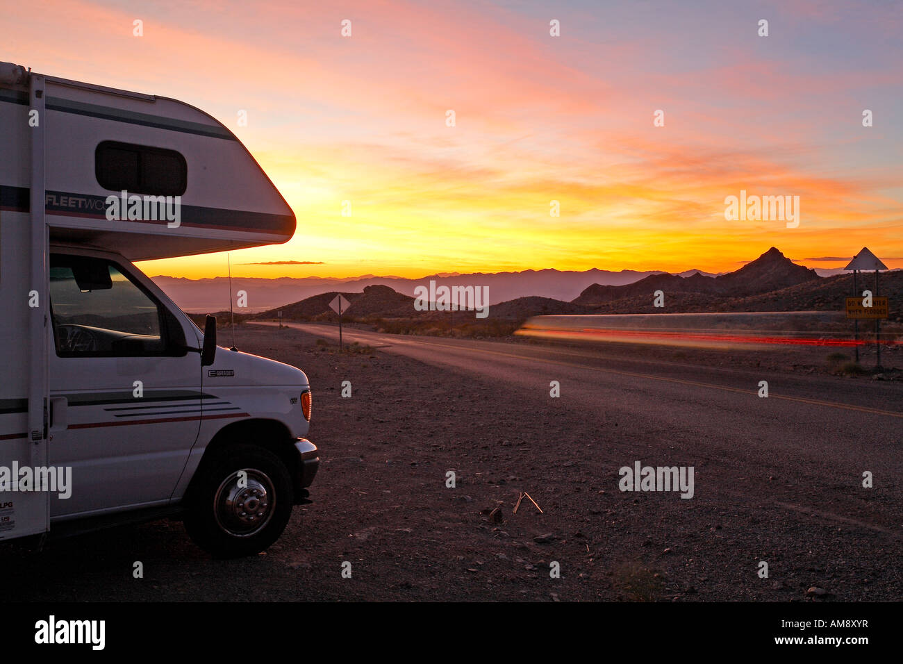 Motor caravan hi-res stock photography and images - Alamy