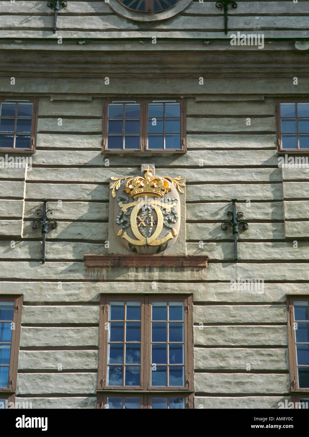 Crown glass window pane hi-res stock photography and images - Alamy