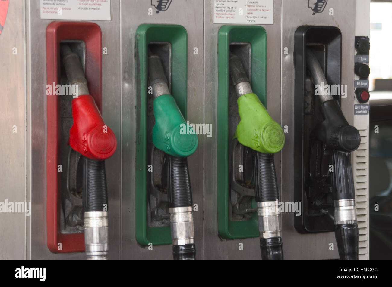 Petrol pumps spain hi-res stock photography and images - Alamy