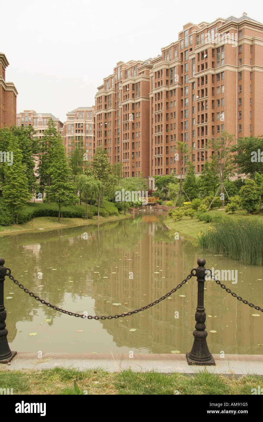 Shelter for foreigners hi-res stock photography and images - Alamy