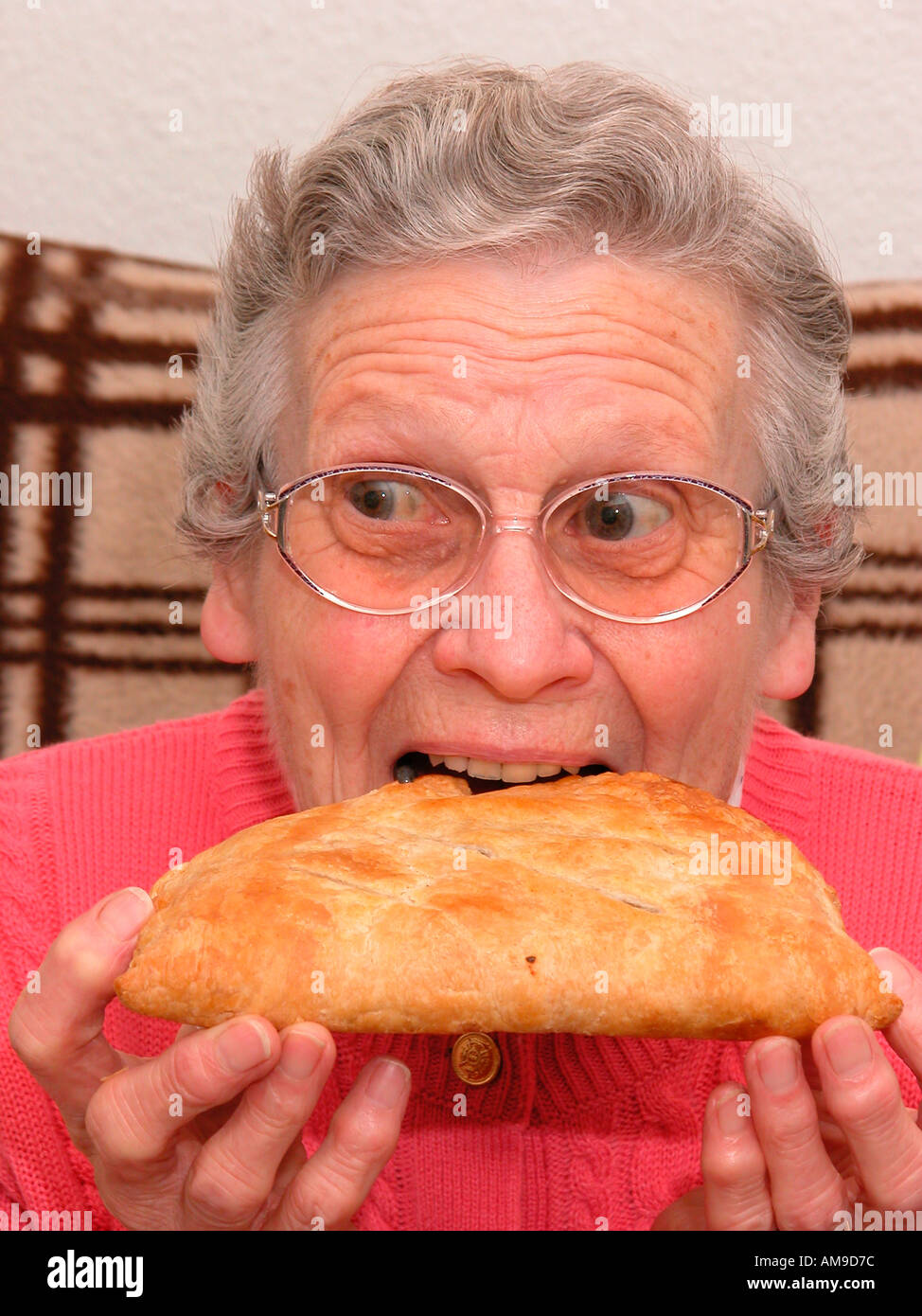Old person eating pie hi-res stock photography and images - Alamy