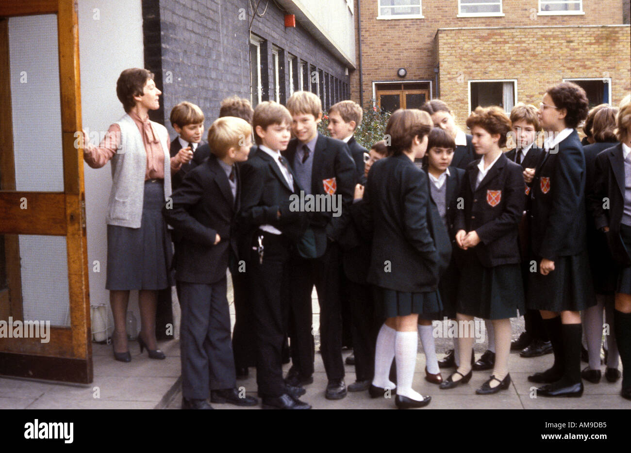 Line up of children hi-res stock photography and images - Alamy