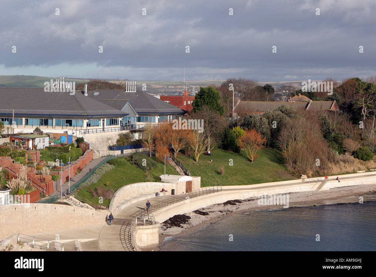 Cefas laboratory above newtons cove hi-res stock photography and images ...