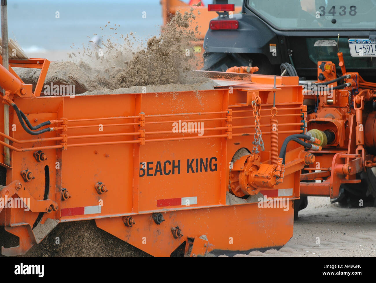 Combing machine hi-res stock photography and images - Alamy