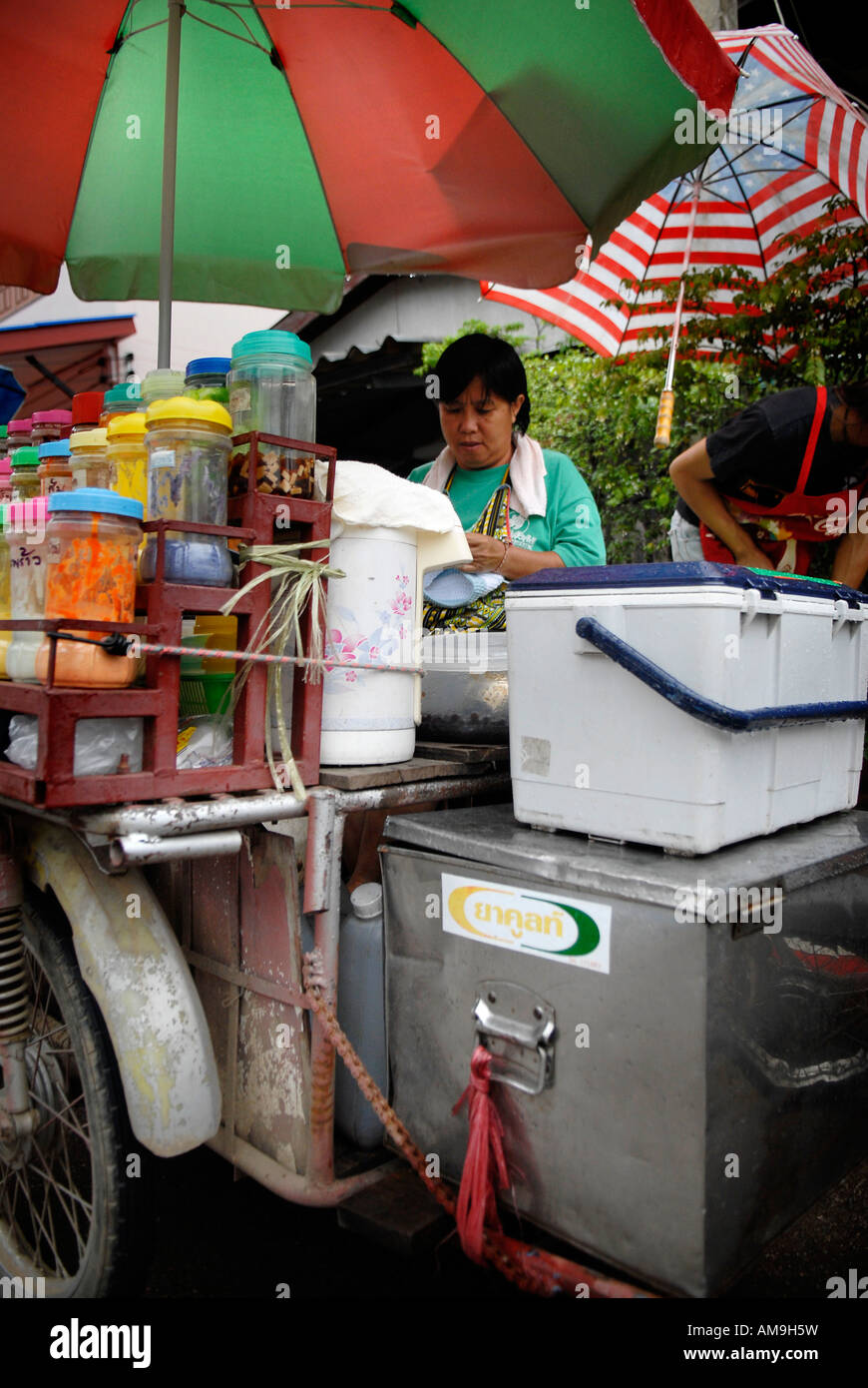 street vendor chiang mai thailand Stock Photo - Alamy