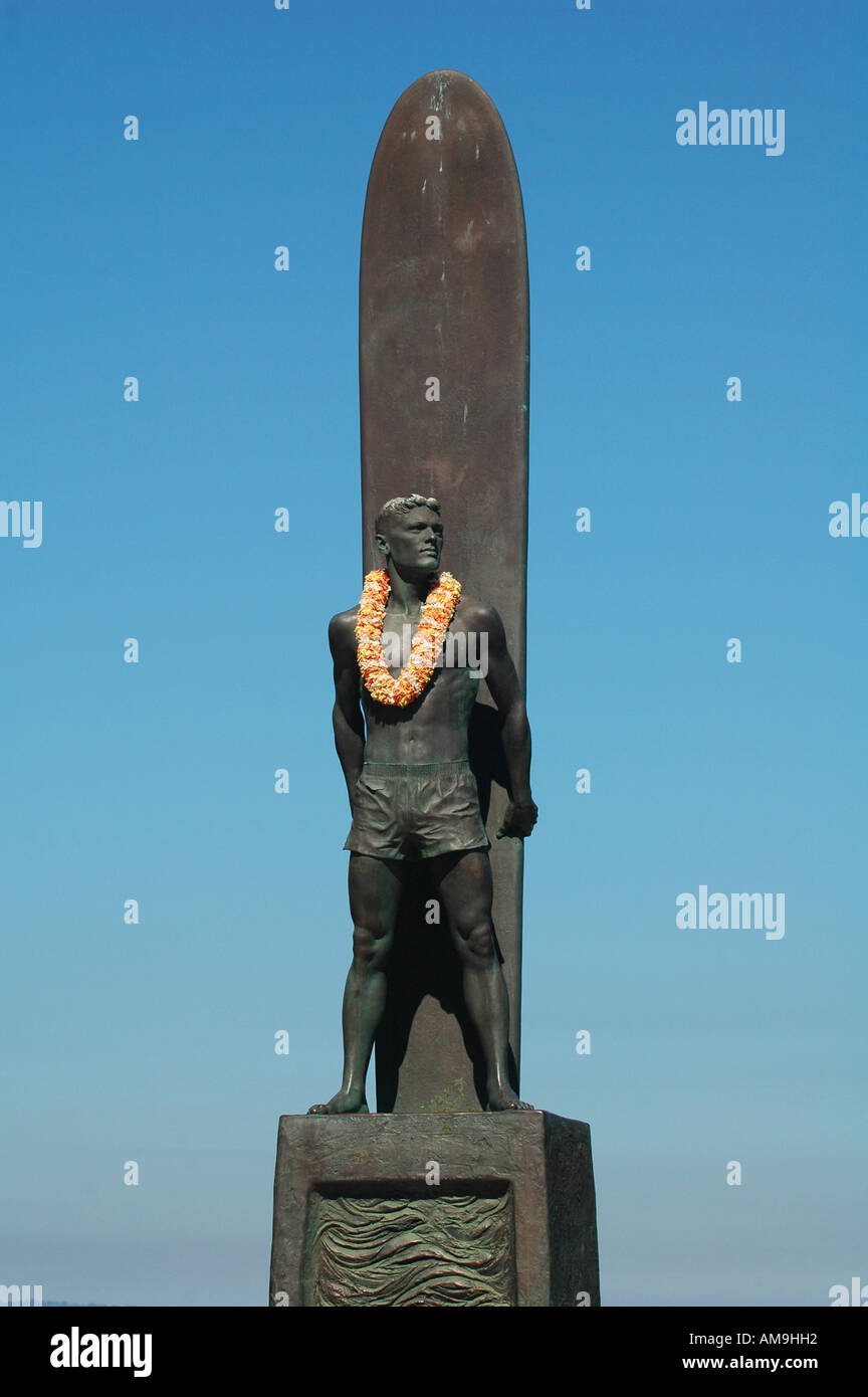 Santa cruz surf statue hi-res stock photography and images - Alamy