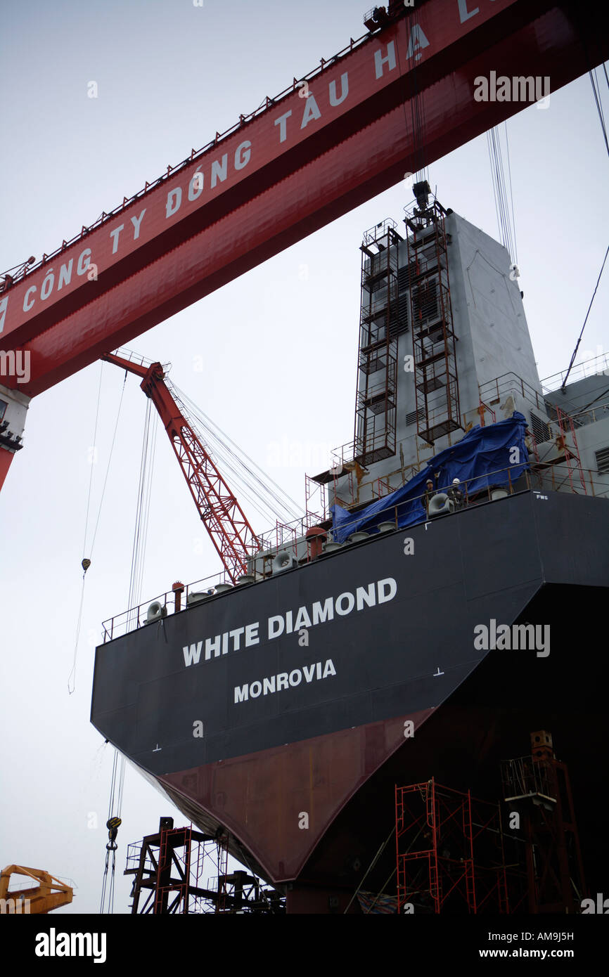 Crane Shipbuilding Ha Long Ship Yard North Vietnam Asia Stock Photo - Alamy