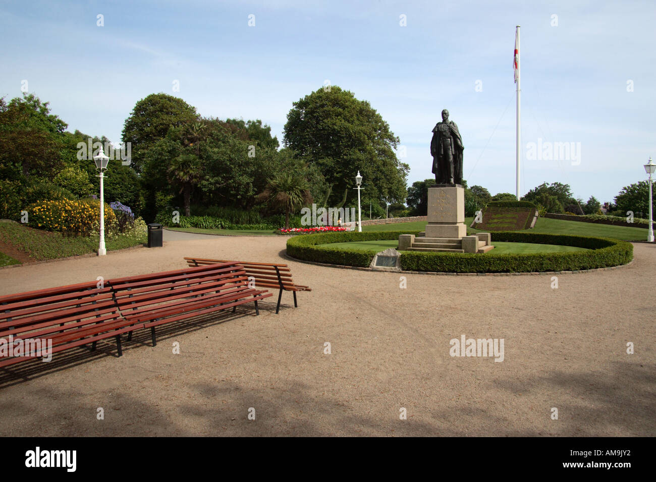 Statue of King George V in Howard Davies park, Jersey Stock Photo - Alamy