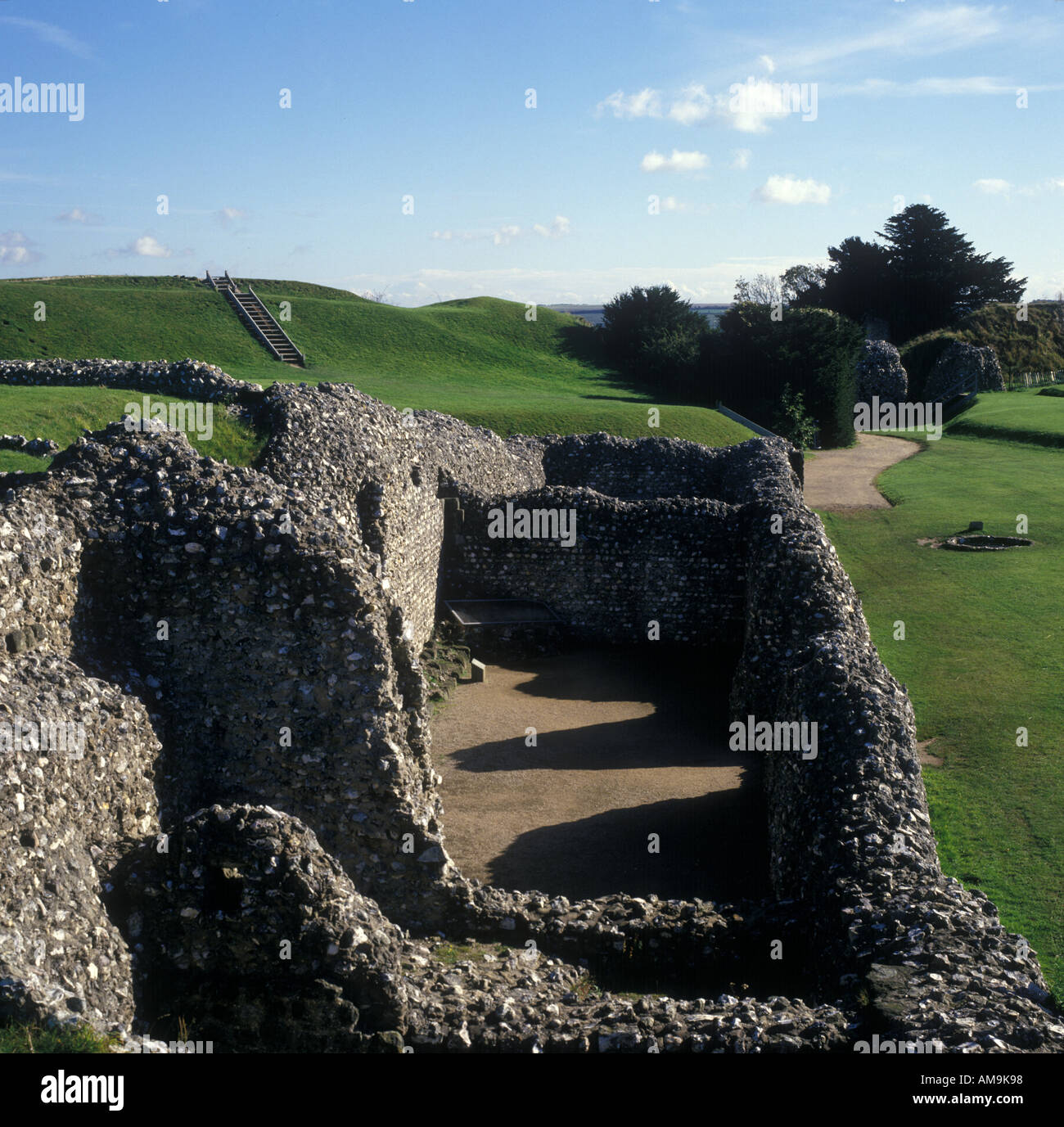 Old sarum castle hi-res stock photography and images - Alamy