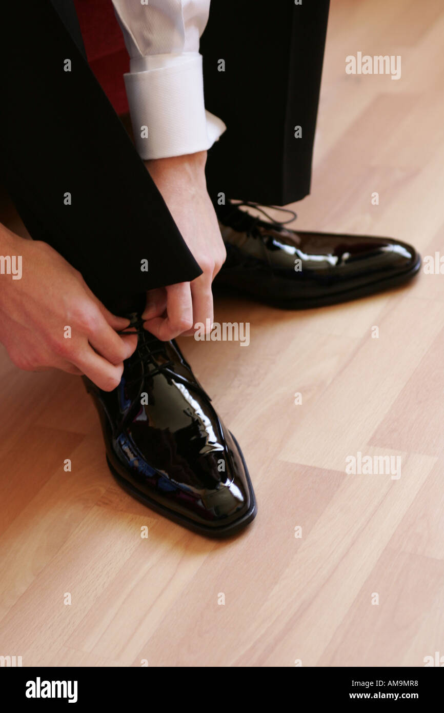 Goom tie hi-res stock photography and images - Alamy