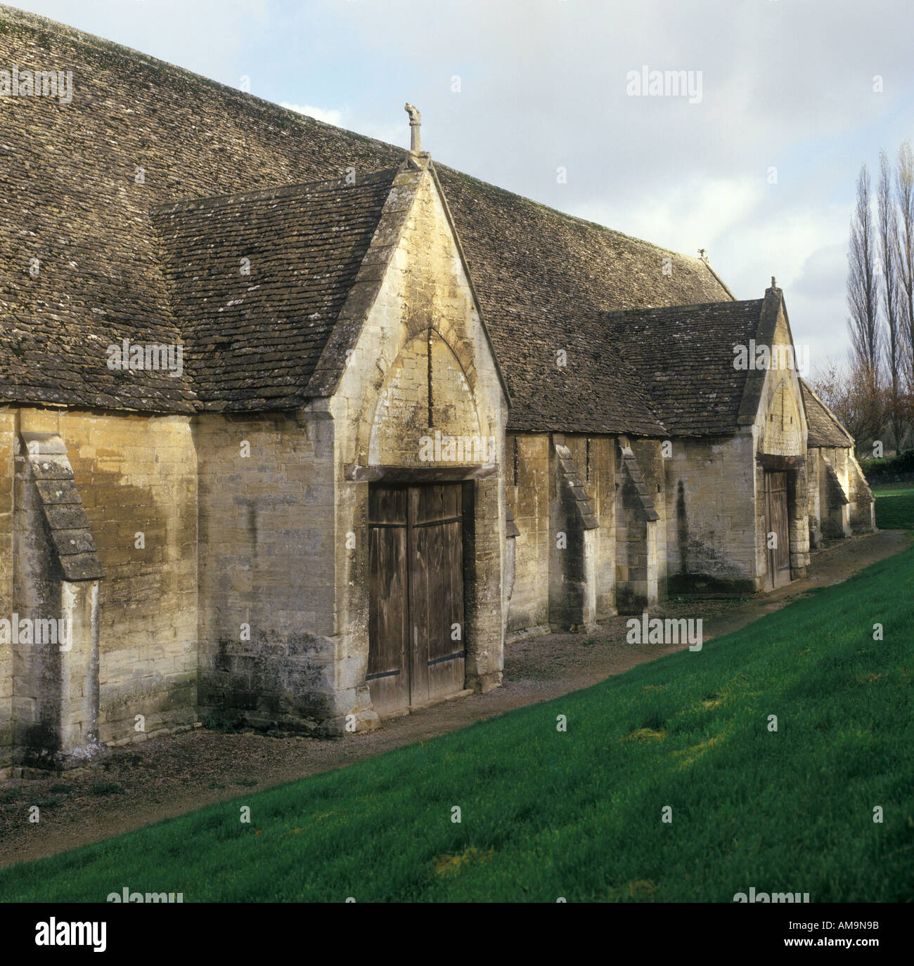 Medieval Barn England High Resolution Stock Photography and Images - Alamy