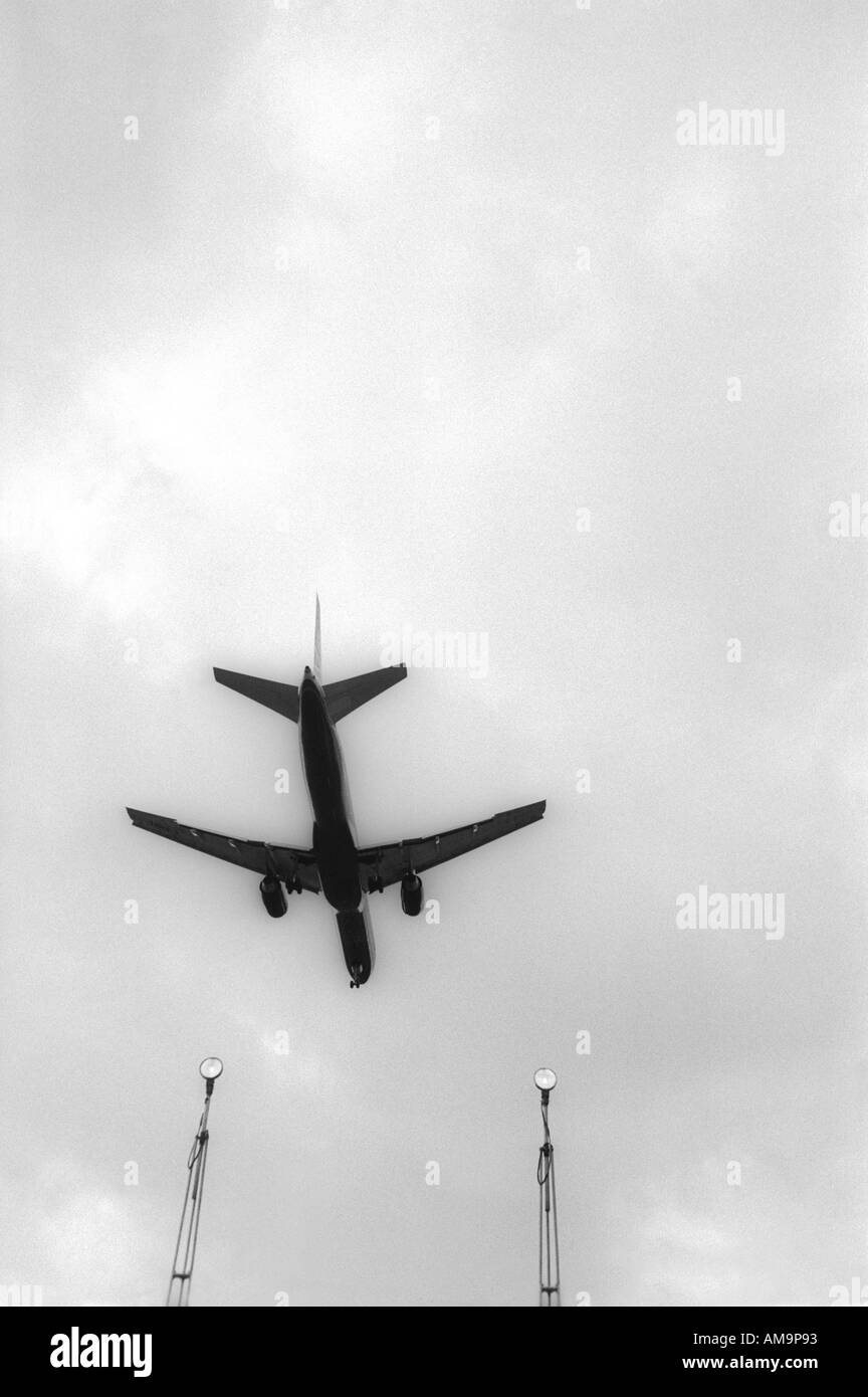 Transport heathrow Black and White Stock Photos & Images - Alamy