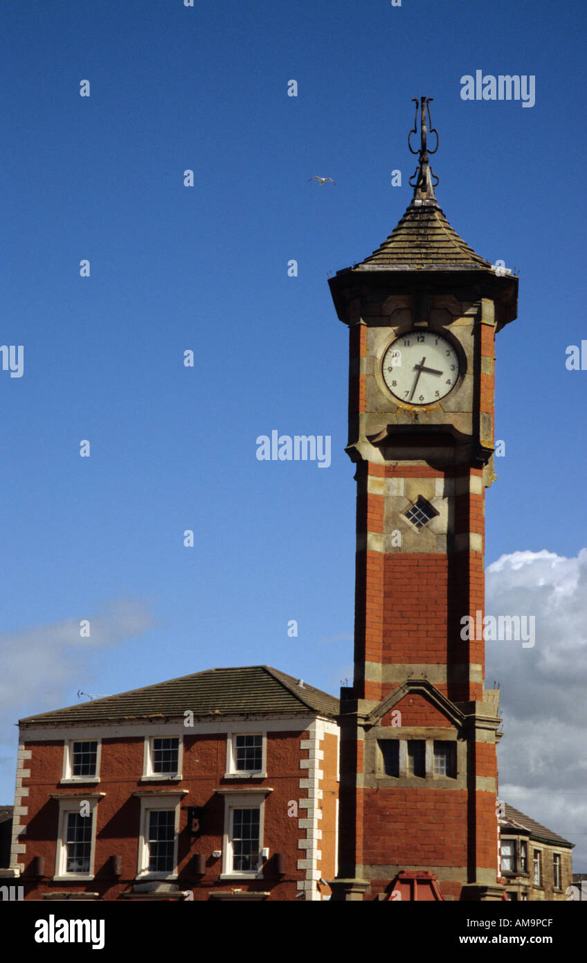 Clock tower on Morecambe promenade Stock Photo - Alamy