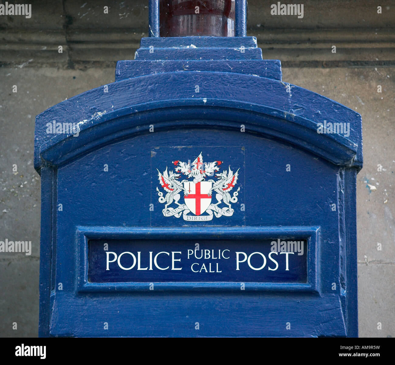 Police and public hi-res stock photography and images - Alamy