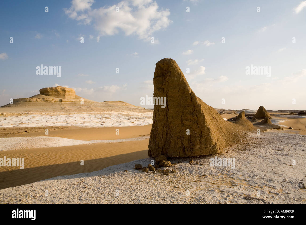 Yardang egypt hi-res stock photography and images - Alamy