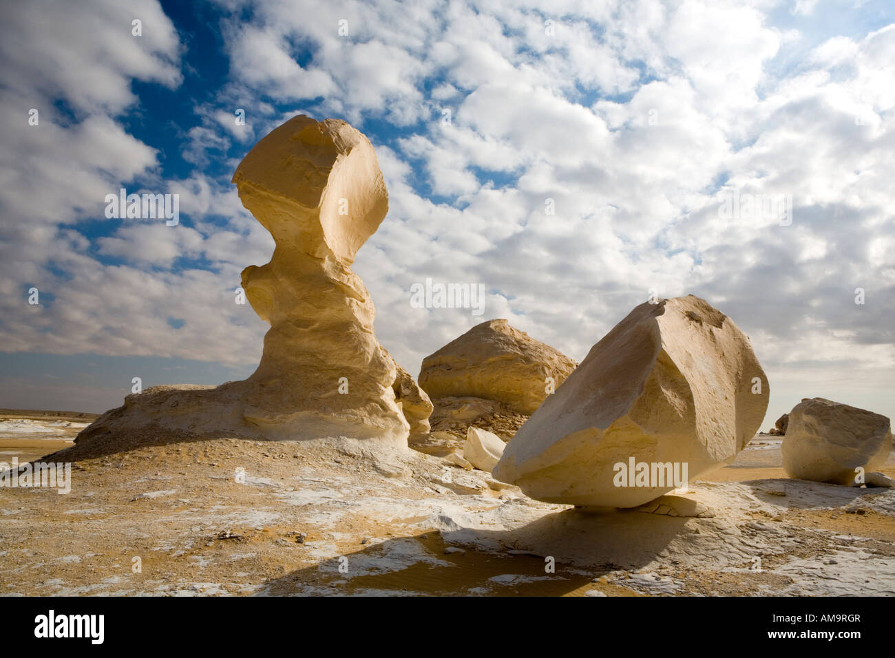 Inselberg the white desert surrounds the oasis of farafra hi-res stock ...