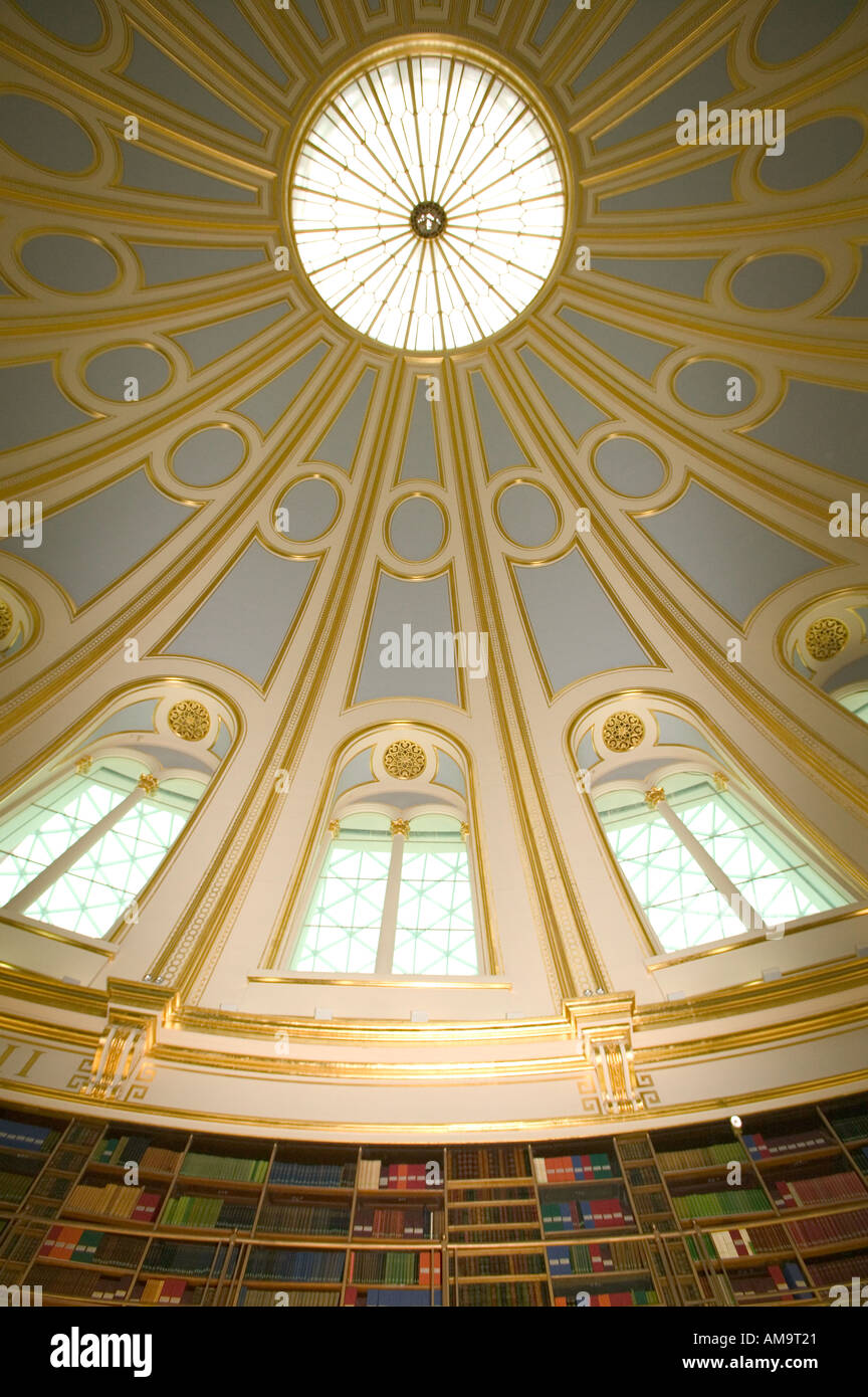 British library reading room hi-res stock photography and images - Alamy