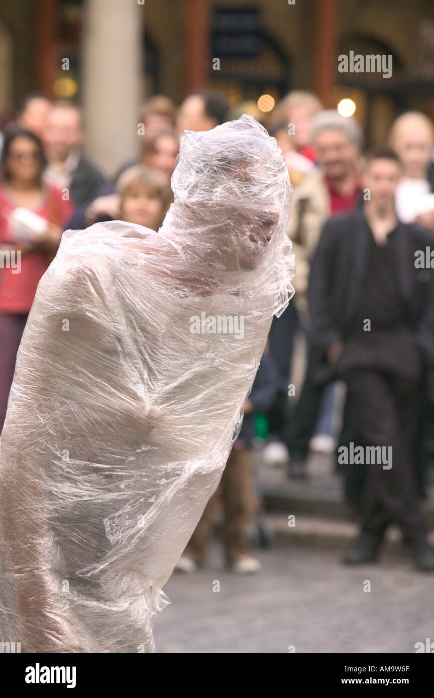 Cling film garden hi-res stock photography and images - Alamy