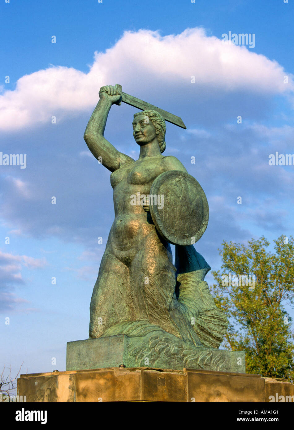Giant mermaid hi-res stock photography and images - Alamy